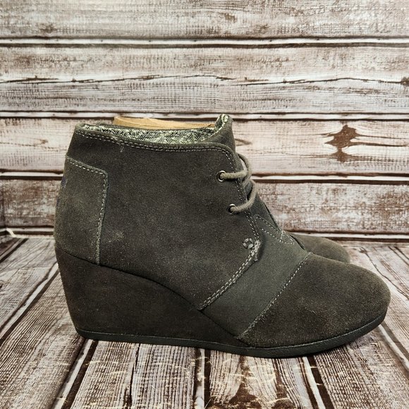 Toms | Shoes | Toms Desert Womens 75 Wedge Gray Suede Lace Up Heel ...
